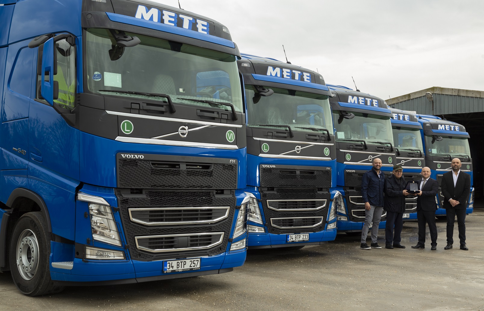 Mete Transport, tamamı Volvo Trucks’tan oluşan filosuna 5 yenisini daha ...