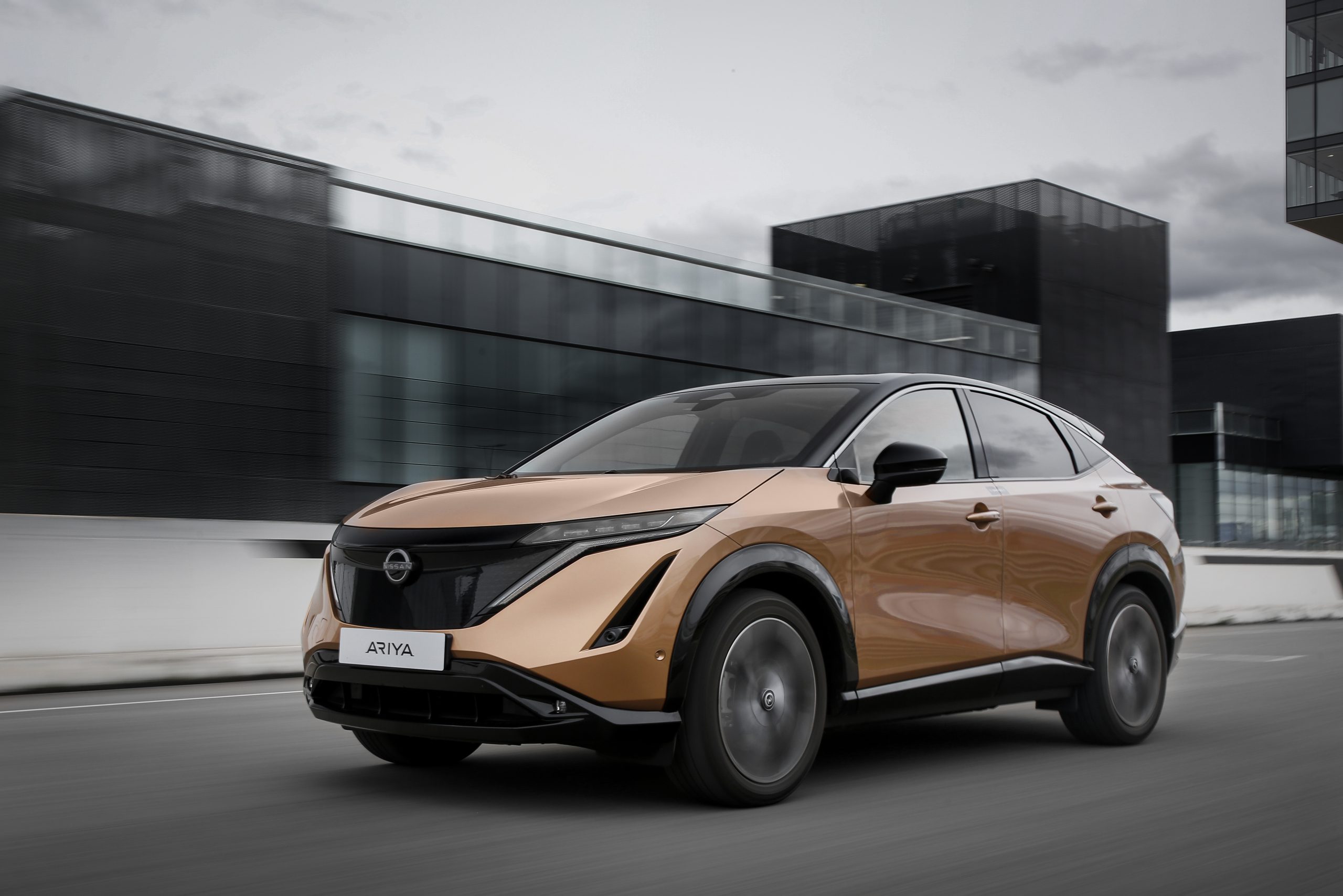 Nissan, yeni ürün yelpazesi ve teknolojileriyle elektrikli geleceğe ...